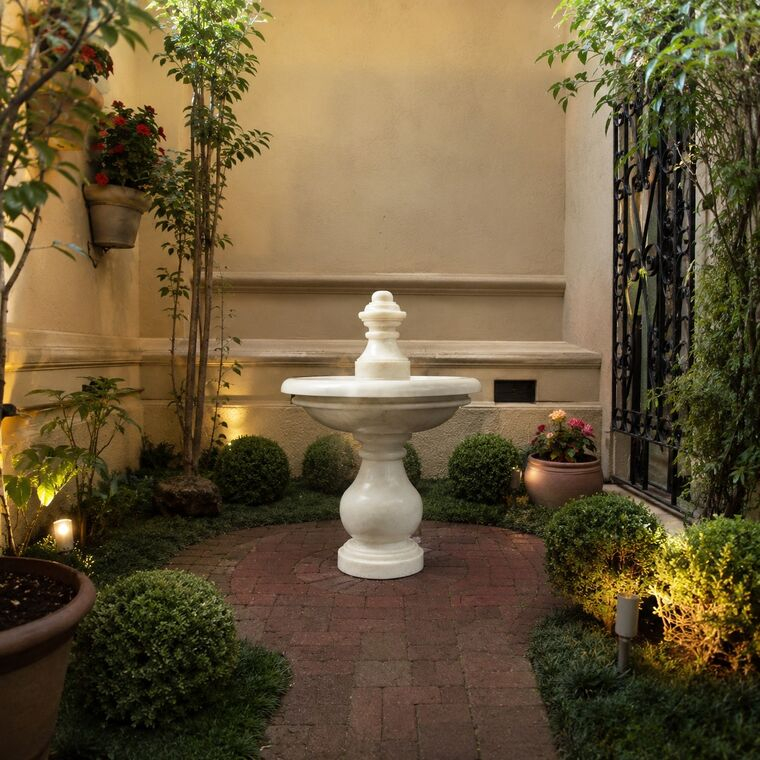 Fonte Serenata em Mármore Branco 120cm - FMP408